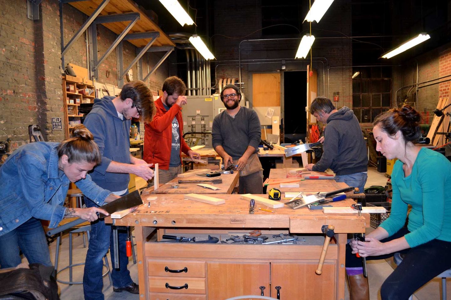 intro-to-woodworking-1 - Visual Arts Center of Richmond